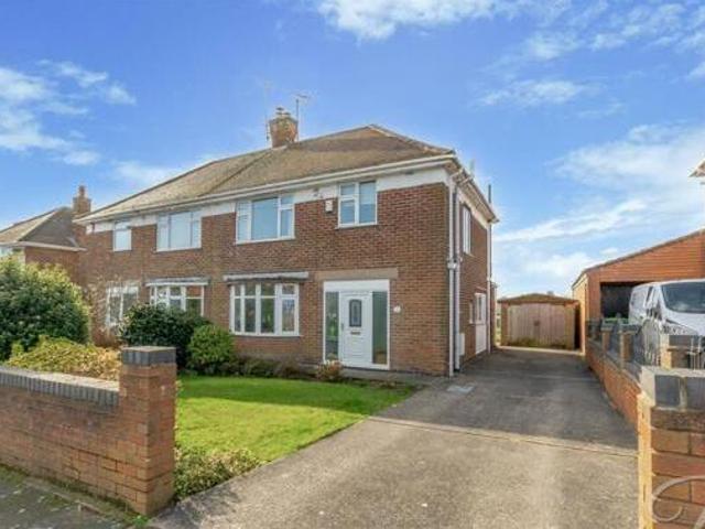 3 Bedroom Semi detached House For Sale In Clipstone Village
