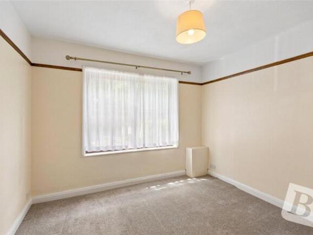 3 bedroom semi detached house for sale in Crow Green Road, Pilgrims Hatch, Brentwood, CM15