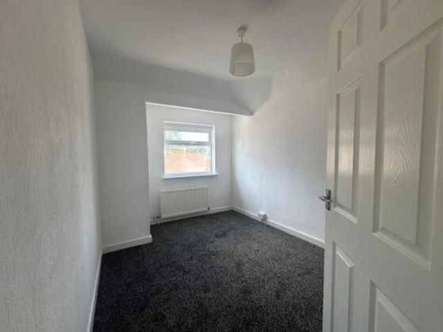 3 bedroom semi detached house for sale in Crowther Road, Newbridge, Wolverhampton, WV6