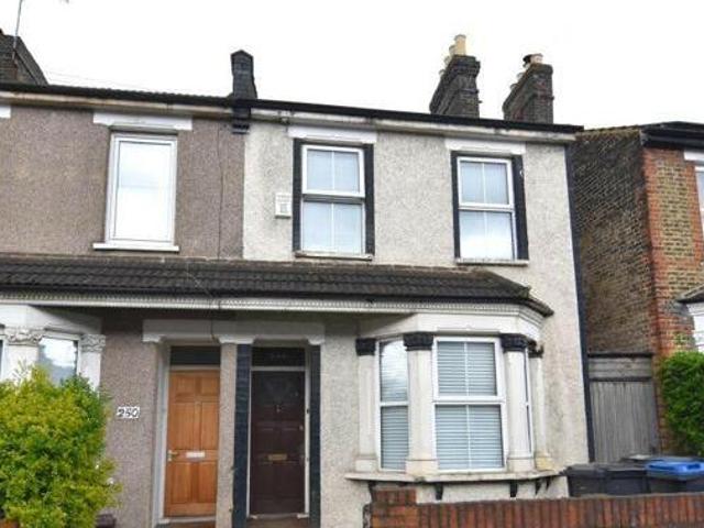 3 Bedroom Semi detached House For Sale In Croydon, London