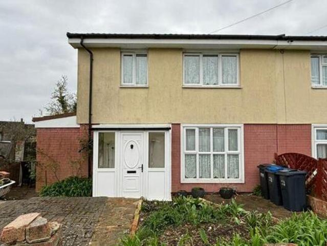 3 Bedroom Semi detached House For Sale In Croydon, Surrey