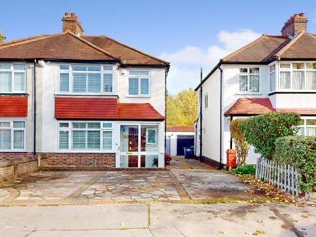 3 Bedroom Semi detached House For Sale In Croydon, Surrey
