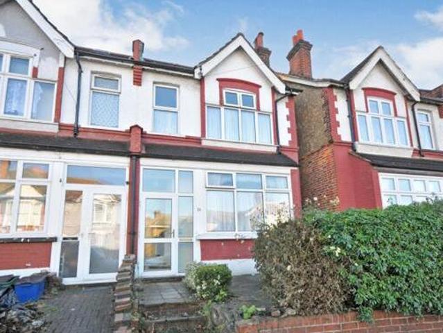 3 Bedroom Semi detached House For Sale In Croydon