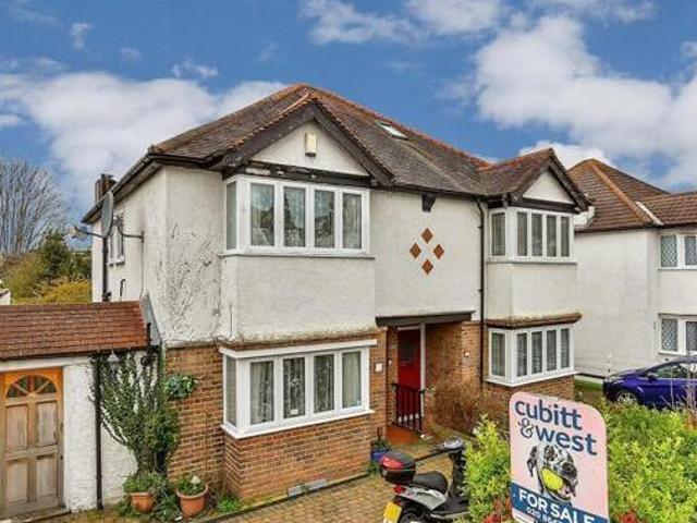 3 Bedroom Semi detached House For Sale In Croydon