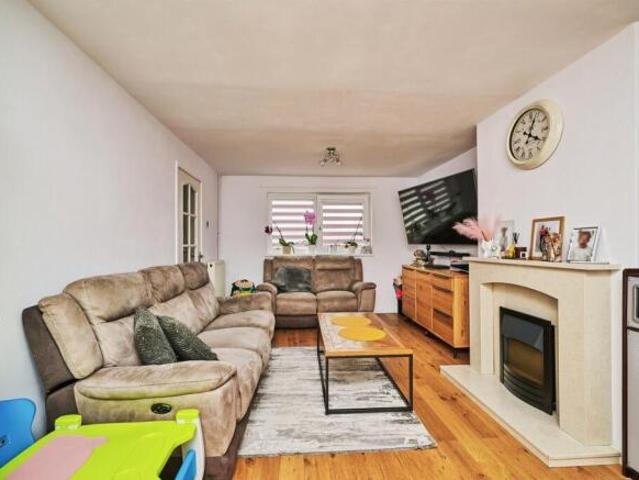 3 bedroom semi detached house for sale in Croyland Road, Peterborough, PE4
