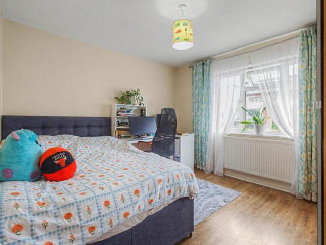 3 bedroom semi detached house for sale in Craufurd Road, Oxford, OX4