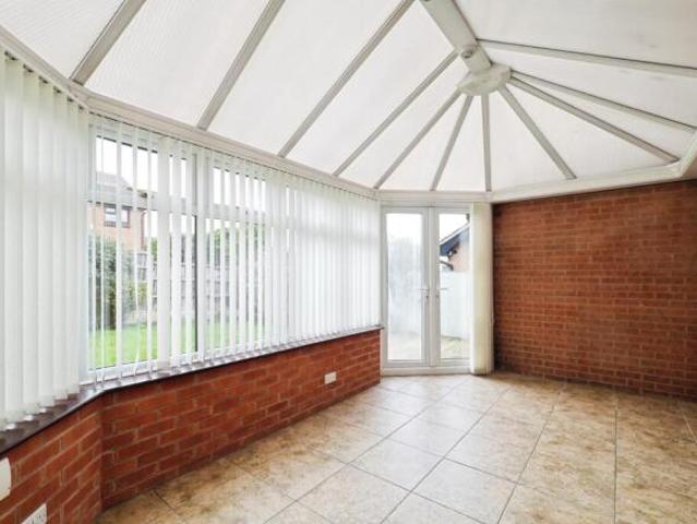 3 bedroom semi detached house for sale in Crawford Close, Wollaton, Nottingham, NG8