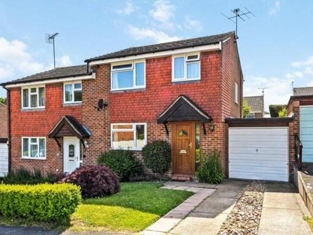 3 Bedroom Semi detached House For Sale In Crawley Down, Crawley