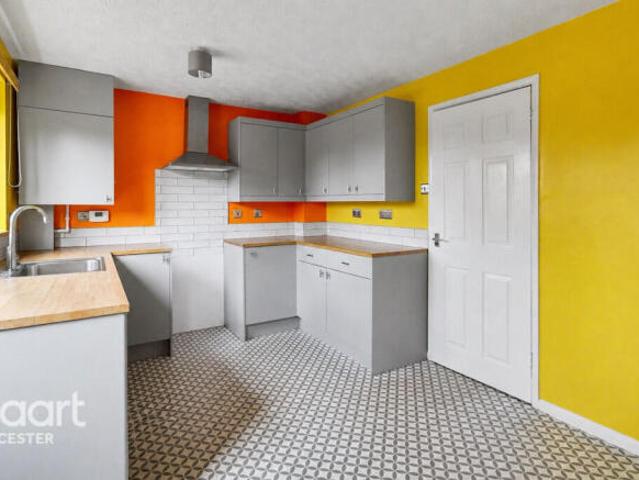 3 bedroom semi detached house for sale in Cranesbill Road, Leicester, LE5
