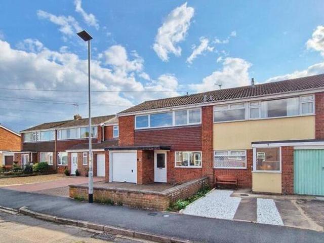 3 Bedroom Semi detached House For Sale In Cranfield, Bedfordshire