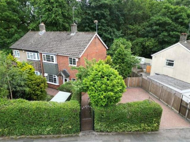 3 bedroom semi detached house for sale in Cranmer Bank, Leeds, West Yorkshire, LS17