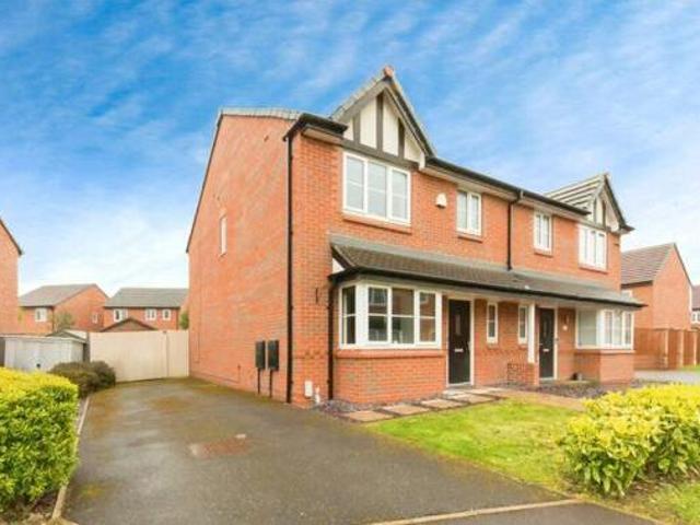 3 Bedroom Semi detached House For Sale In Crewe, Cheshire