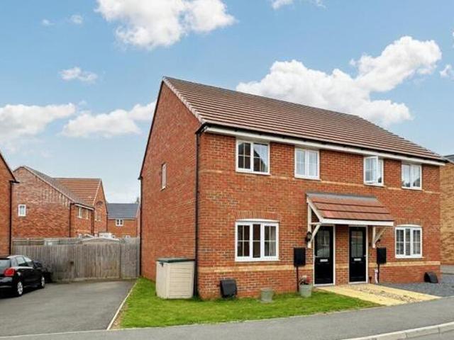 3 Bedroom Semi detached House For Sale In Crick