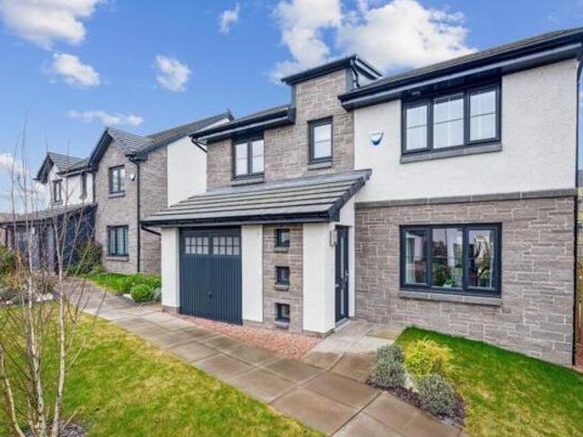 3 Bedroom Semi detached House For Sale In Crieff, Perthshire