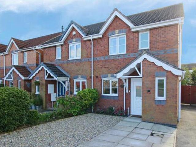 3 Bedroom Semi detached House For Sale In Cuddington