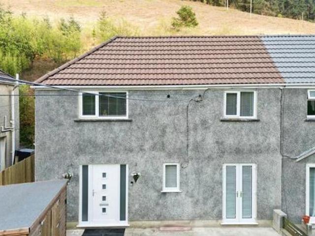 3 Bedroom Semi detached House For Sale In Cymmer