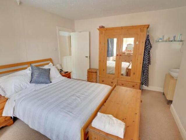 3 bedroom semi detached house for sale in Dale Valley Road, Shirley, Southampton, SO16
