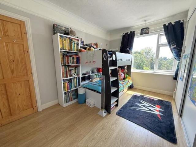 3 bedroom semi detached house for sale in Dales View Road, Ipswich, IP1