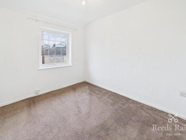 3 bedroom semi detached house for sale in Daw Royds, Almondbury, Huddersfield, West Yorkshire, HD5