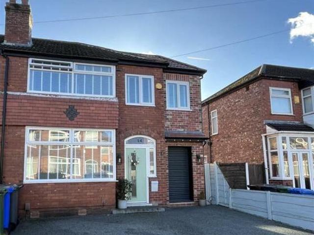 3 Bedroom Semi detached House For Sale In Denton