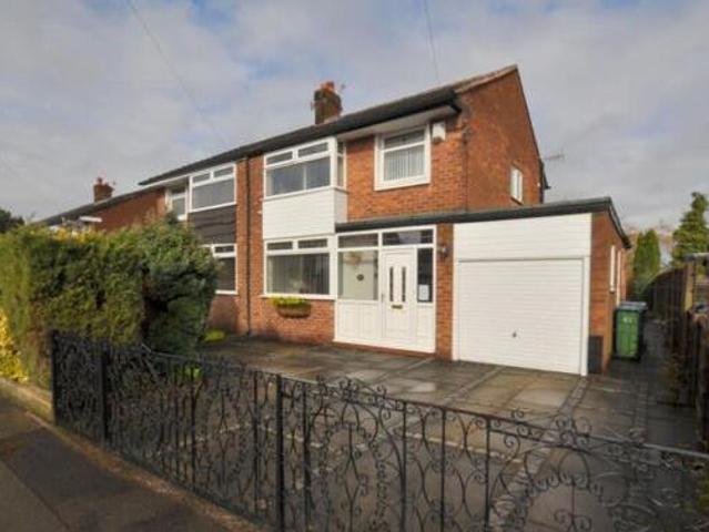 3 Bedroom Semi detached House For Sale In Denton