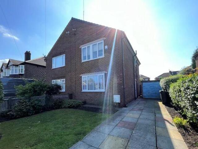 3 Bedroom Semi detached House For Sale In Denton