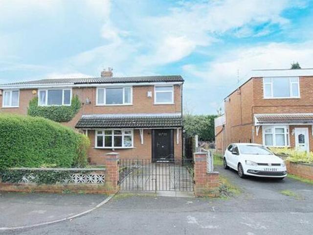 3 Bedroom Semi detached House For Sale In Denton
