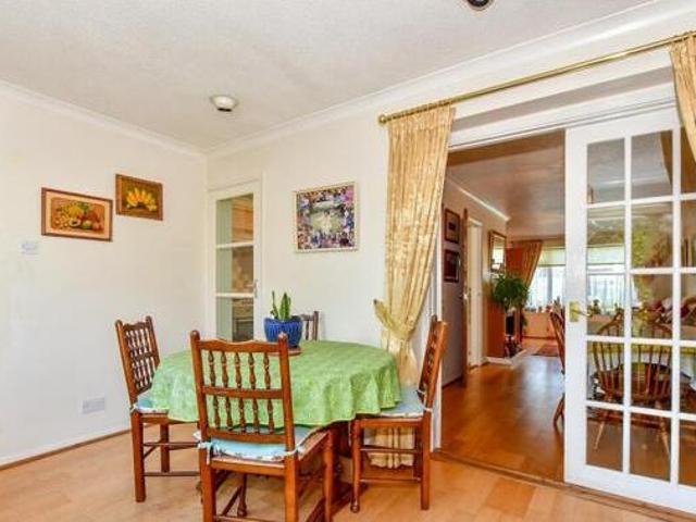 3 Bedroom Semi detached House For Sale In Deal