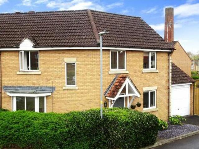 3 Bedroom Semi detached House For Sale In Devizes, Wiltshire