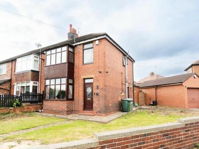 3 Bedroom Semi detached House For Sale In Dewsbury