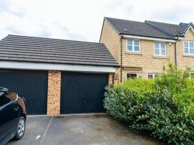 3 Bedroom Semi detached House For Sale In Dewsbury