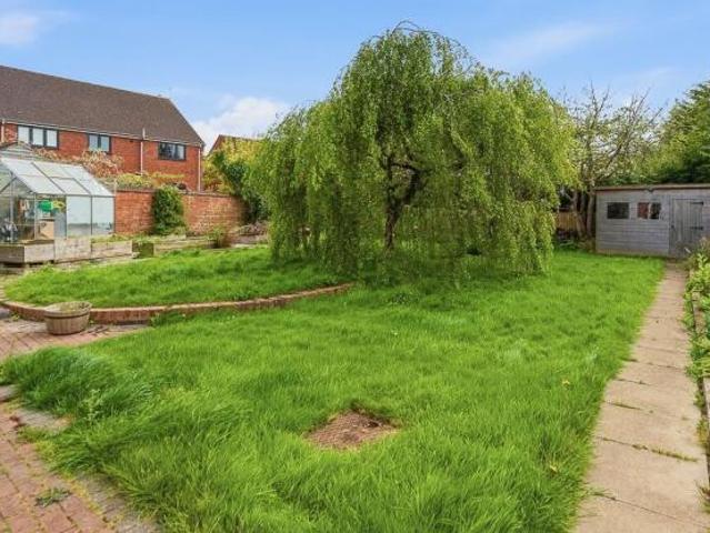 3 bedroom semi detached house for sale in Dilmore Lane, Fernhill Heath, Worcester, WR3