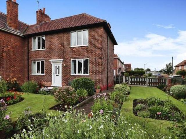 3 Bedroom Semi detached House For Sale In Doncaster