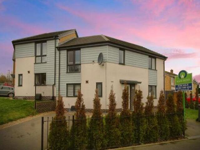 3 Bedroom Semi detached House For Sale In Doncaster, South Yorkshire