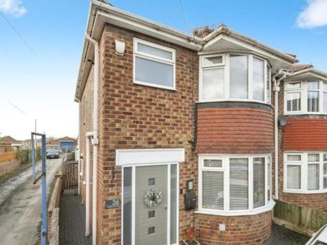 3 Bedroom Semi detached House For Sale In Doncaster, South Yorkshire