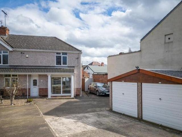 3 Bedroom Semi detached House For Sale In Doncaster, South Yorkshire