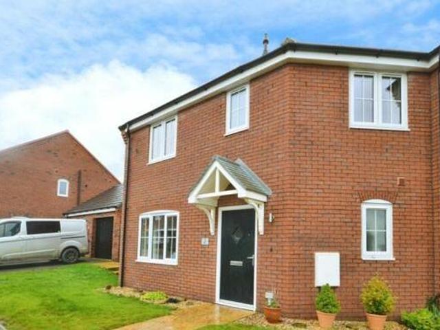 3 Bedroom Semi detached House For Sale In Donington, Spalding