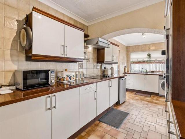 3 bedroom semi detached house for sale in Doon Crescent, Bearsden, G61