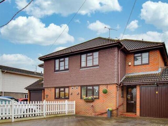 3 Bedroom Semi detached House For Sale In Doddinghurst