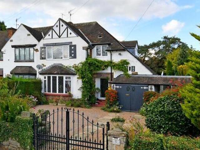 3 Bedroom Semi detached House For Sale In Dore
