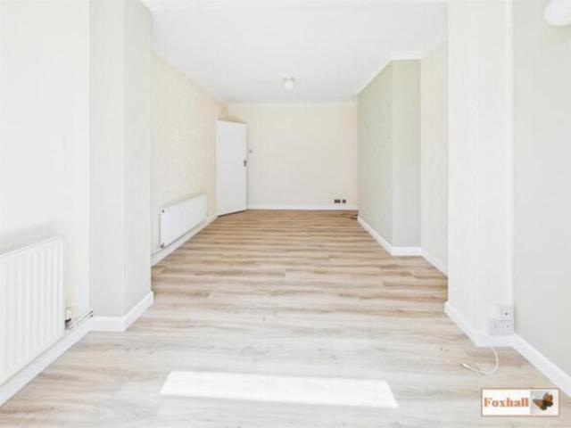3 bedroom semi detached house for sale in Dorset Close, Ipswich, IP4