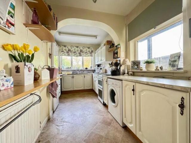 3 bedroom semi detached house for sale in Dorset Avenue, Great Baddow, Chelmsford, CM2