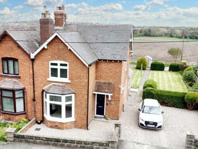 3 Bedroom Semi detached House For Sale In Doveridge