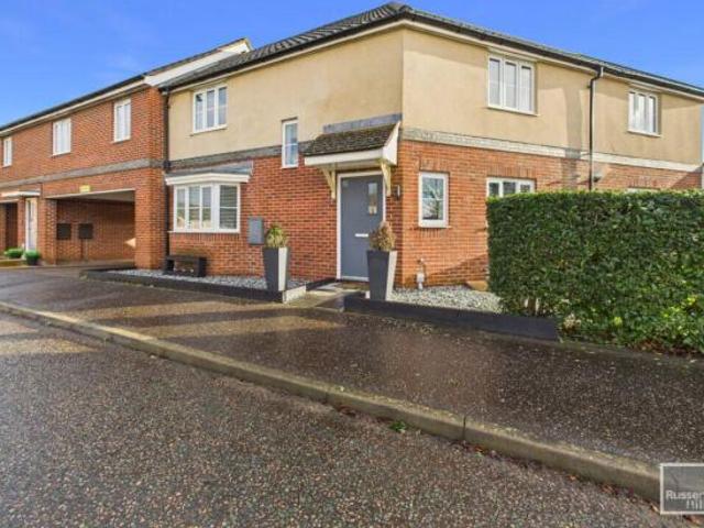 3 bedroom semi detached house for sale in Dr Torrens Way, New Costessey, NR5
