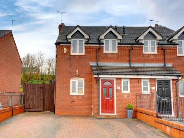 3 Bedroom Semi detached House For Sale In Droitwich, Worcestershire