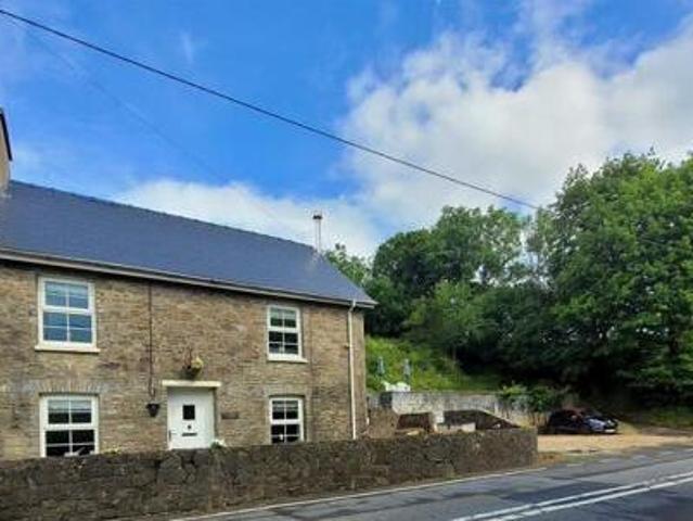 3 Bedroom Semi detached House For Sale In Drefach
