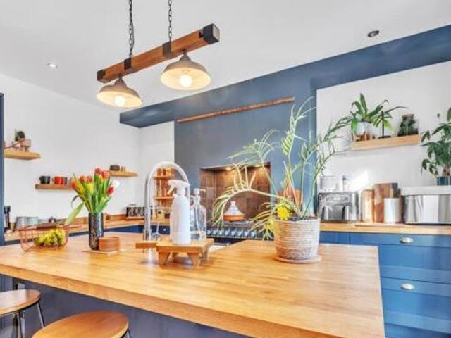 3 Bedroom Semi detached House For Sale In Dringhouses