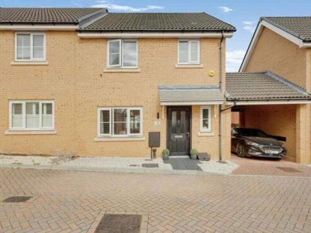 3 Bedroom Semi detached House For Sale In Dunton Fields