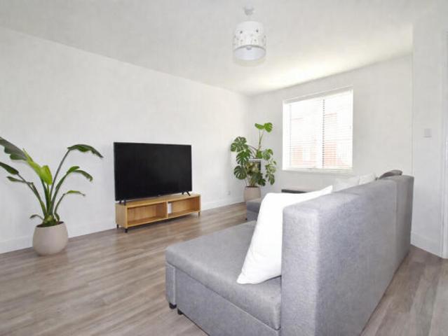 3 bedroom semi detached house for sale in Dunkley Gardens, Coventry, CV6