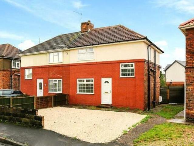 3 Bedroom Semi detached House For Sale In Dunscroft